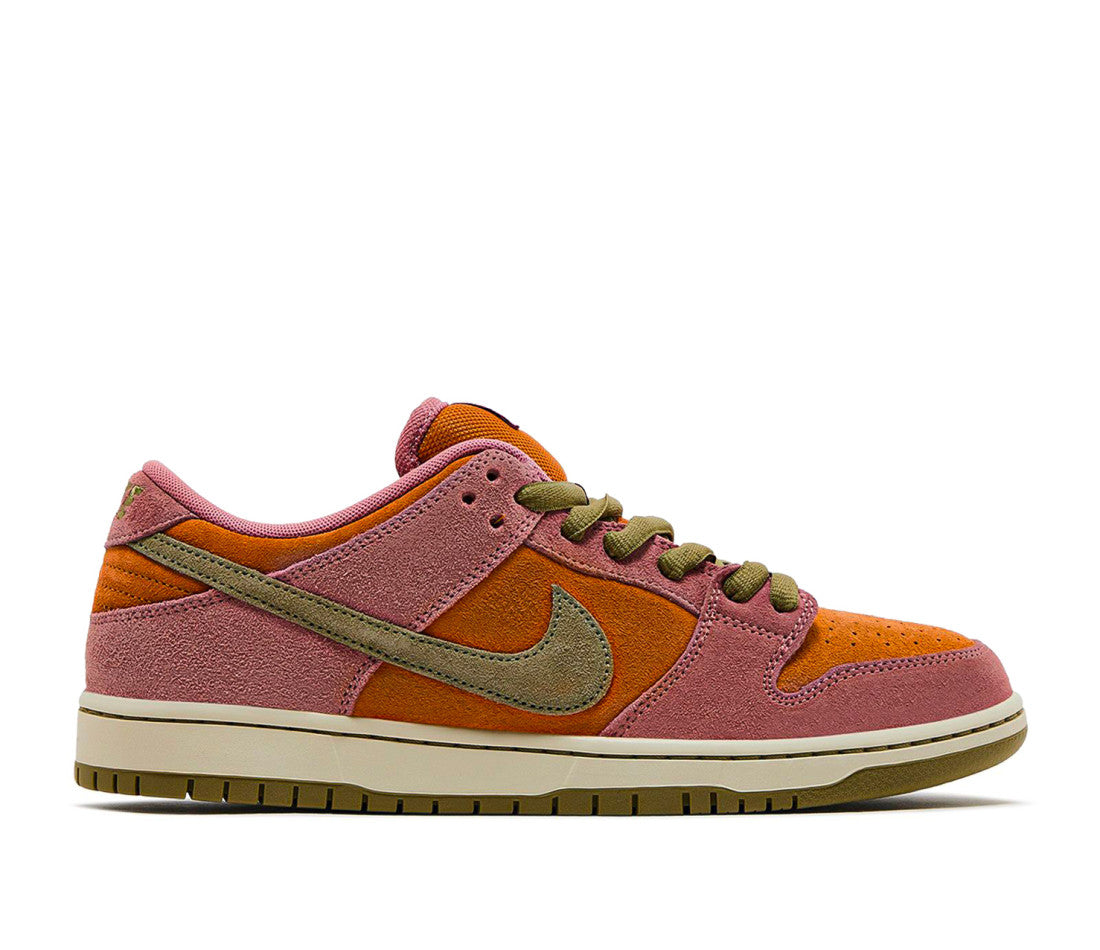 Nike SB Dunk Low Pro Red Stardust